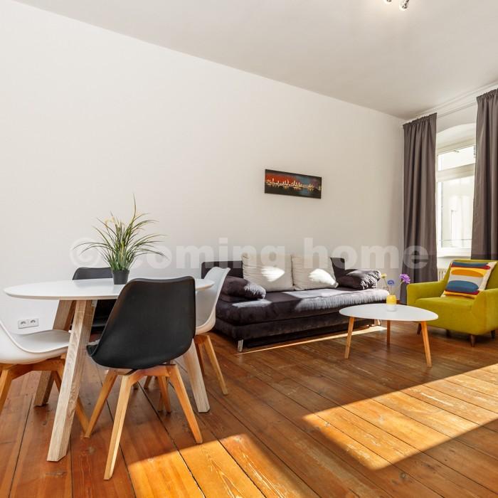 Nähe Simon-Dach-Str.: Moderne & ruhige Altbauwohnung mit ... » coming home