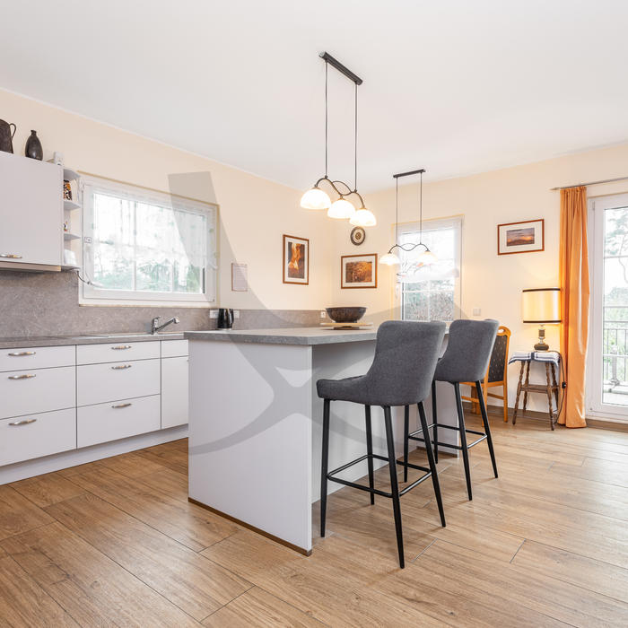 Living in the countryside: Individual apartment with lots... » coming home